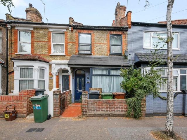 2 bedroom house for sale