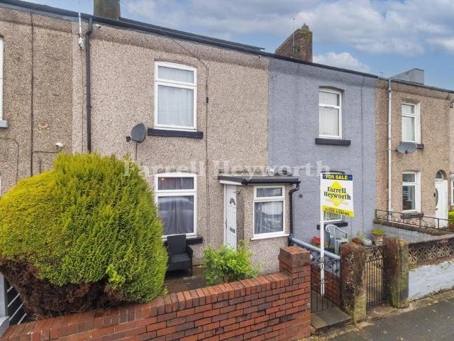 2 bedroom house for sale