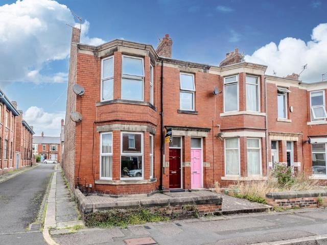 2 bedroom house for sale