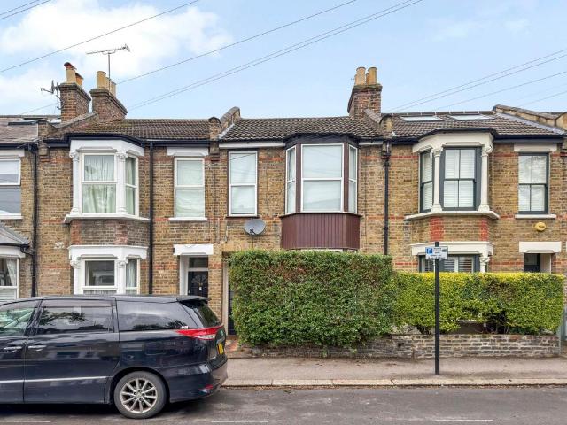 2 bedroom house for sale