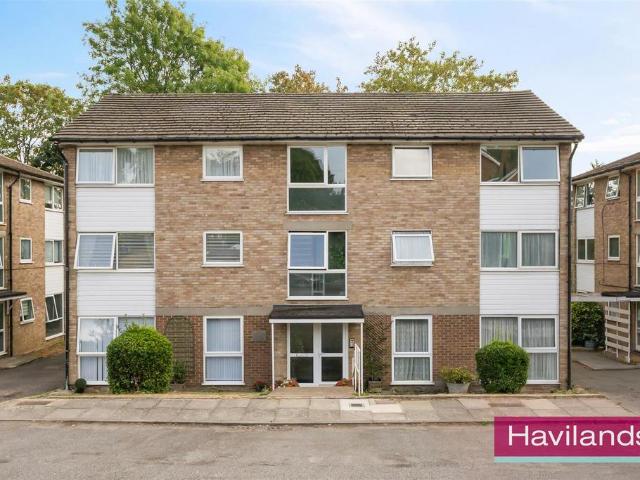 2 bedroom house for sale