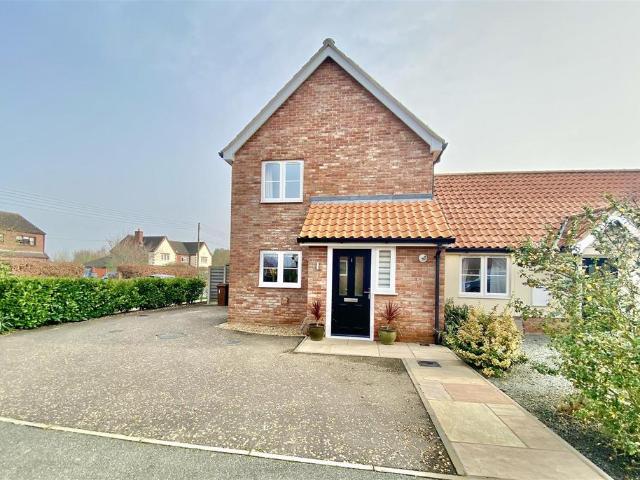2 bedroom house for sale
