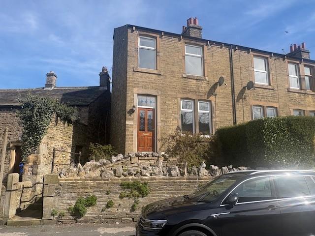 2 bedroom house for sale