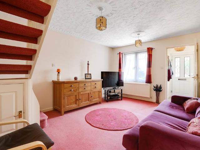 2 bedroom house for sale