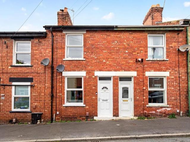 2 bedroom house for sale