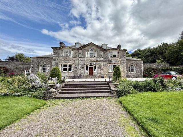2 bedroom house for sale