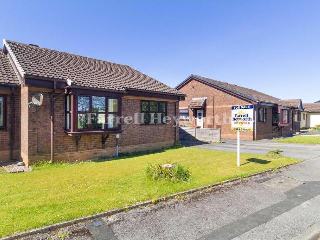 2 bedroom house for sale