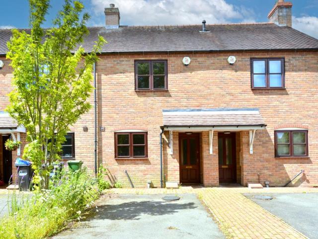 2 bedroom house for sale