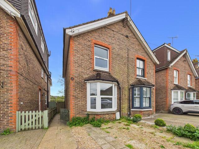 2 bedroom house for sale