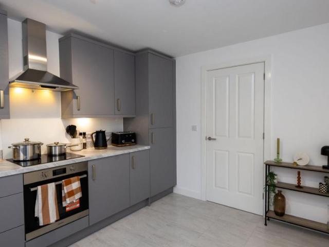 2 bedroom house for sale