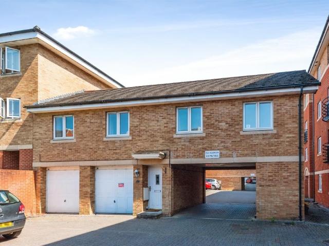 2 bedroom house for sale