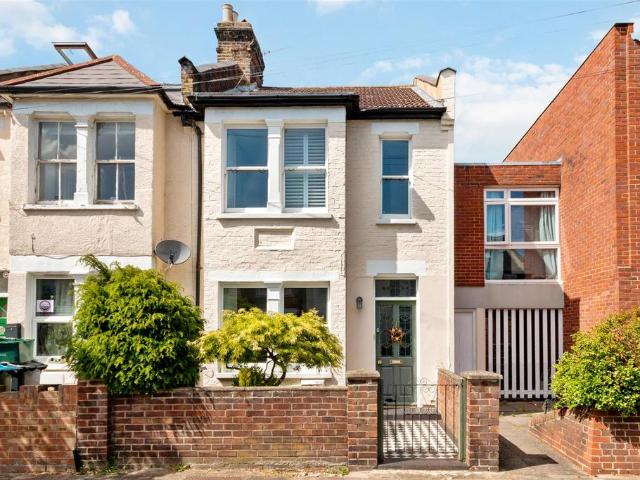 2 bedroom house for sale