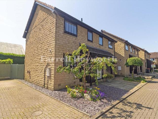 2 bedroom house for sale
