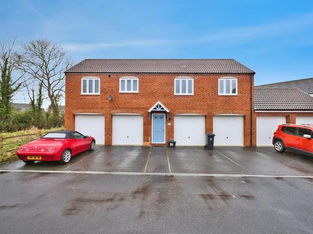 2 bedroom house for sale