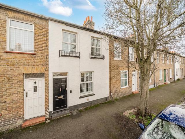 2 bedroom house for sale