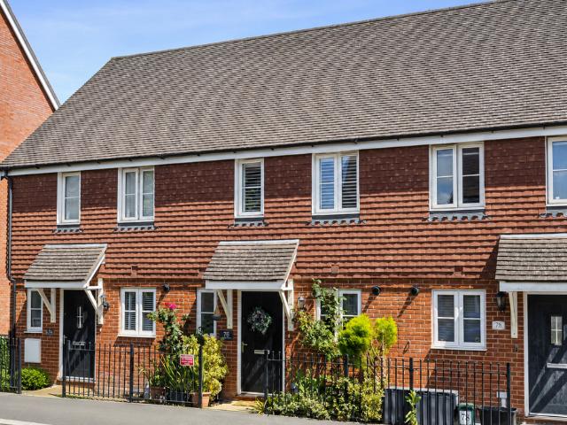 2 bedroom house for sale