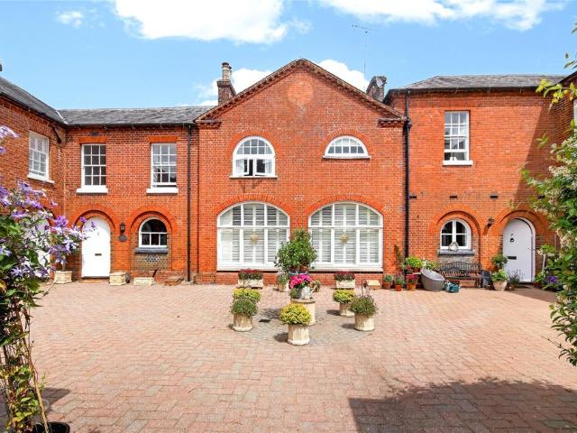 2 bedroom house for sale