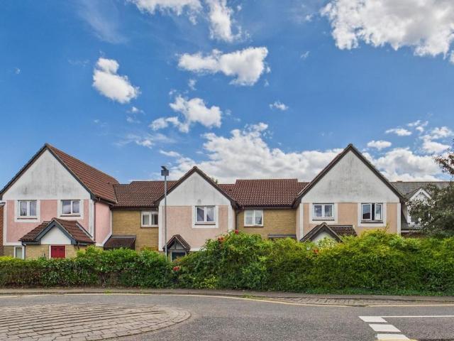 2 bedroom house for sale