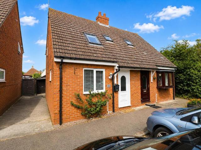 2 bedroom house for sale