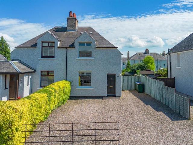 2 bedroom house for sale
