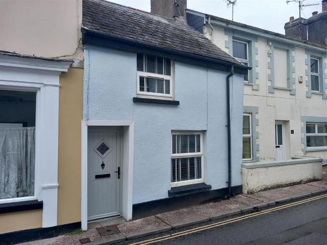 2 bedroom house for sale