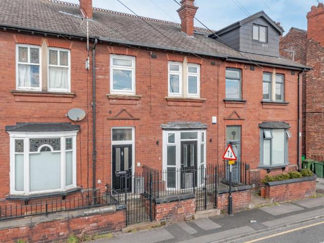 2 bedroom house for sale