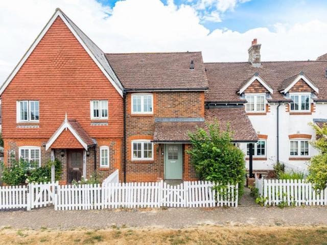 2 bedroom house for sale