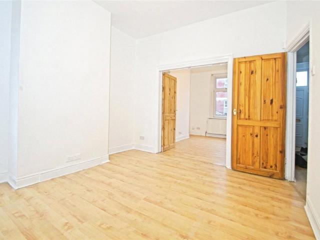 2 bedroom house for sale