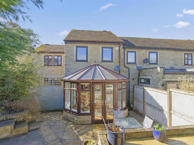 2 bedroom house for sale