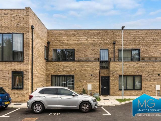 2 bedroom house for sale
