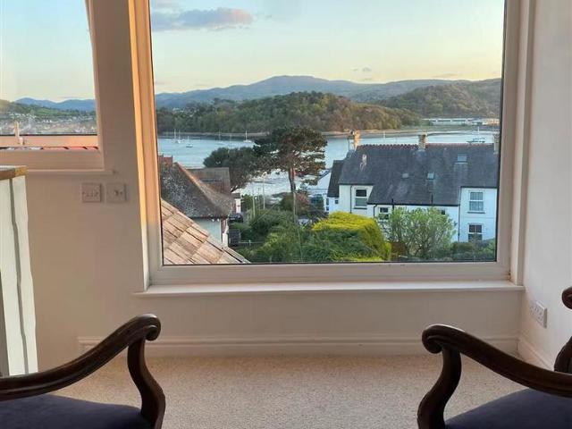 2 bedroom house for sale
