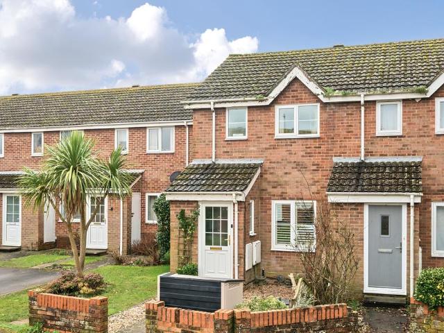2 bedroom house for sale