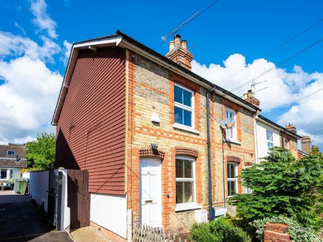 2 bedroom house for sale