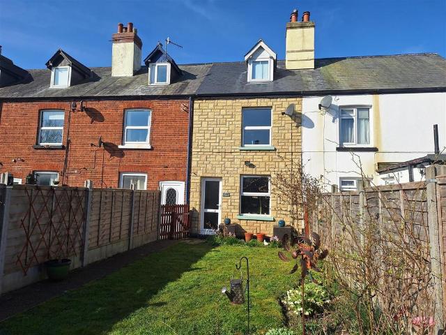 2 bedroom house for sale