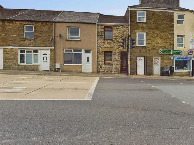 2 bedroom house for sale