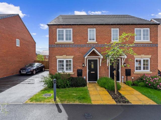 2 bedroom house for sale