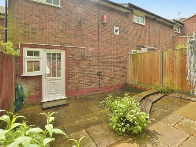 2 bedroom house for sale