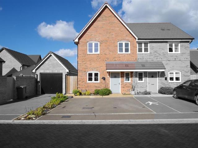 2 bedroom house for sale