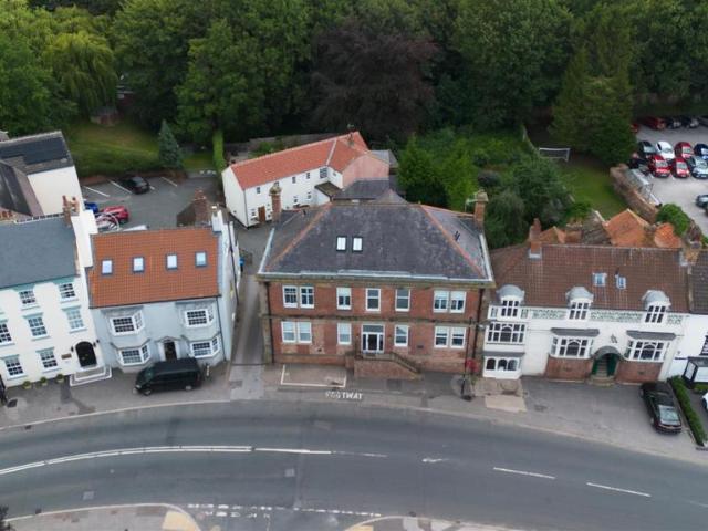 2 bedroom house for sale