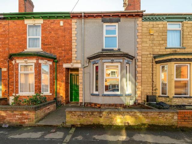 2 bedroom house for sale