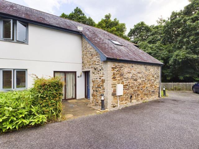 2 bedroom house for sale
