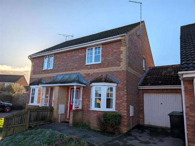 2 bedroom house for sale