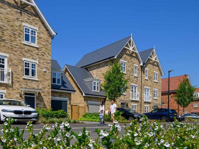 2 bedroom house for sale