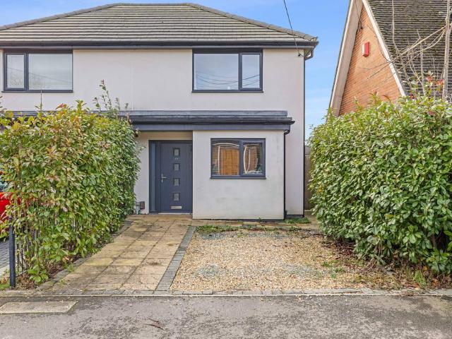 2 bedroom house for sale