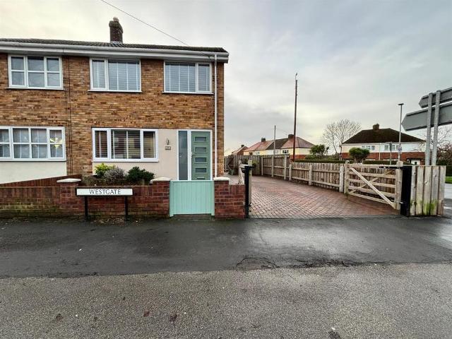 2 bedroom house for sale