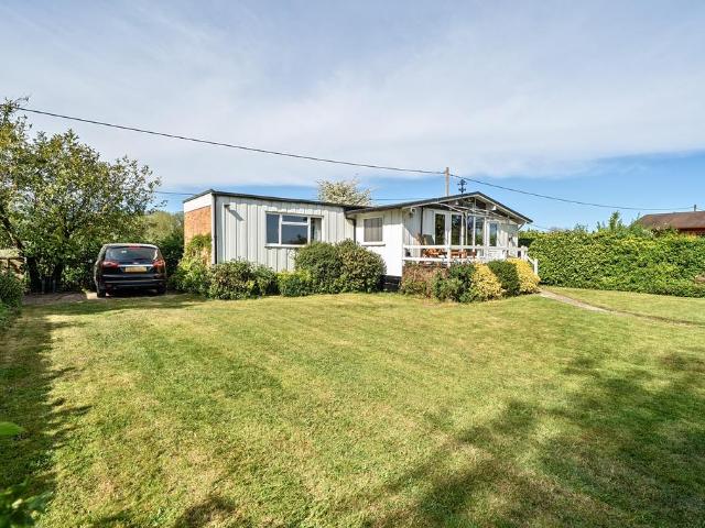 2 bedroom house for sale