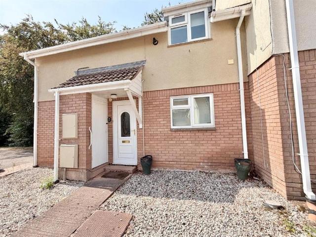 2 bedroom house for sale