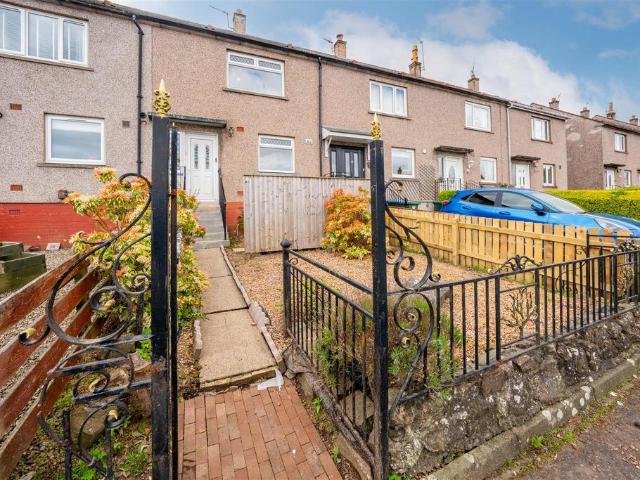 2 bedroom house for sale