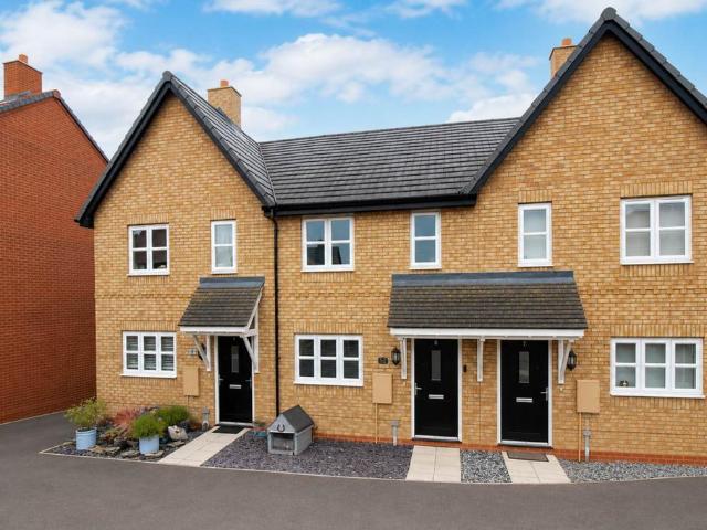 2 bedroom house for sale