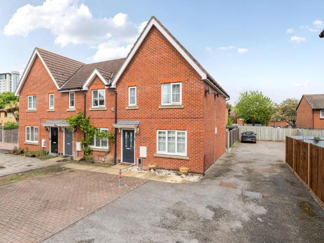 2 bedroom house for sale